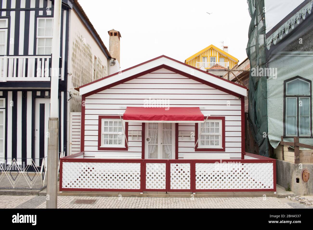 Tall multicoloured buildings hi-res stock photography and images - Alamy
