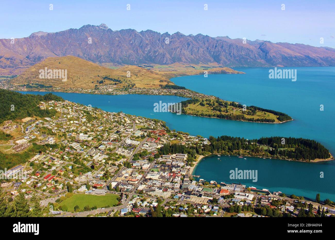 Queenstown holidays hi-res stock photography and images - Alamy