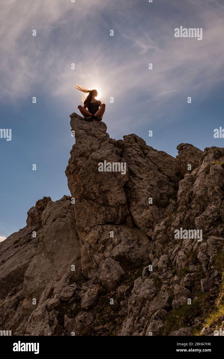 High beam woman hi-res stock photography and images - Alamy