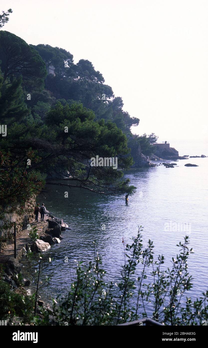 Beach of Le Mourillon Toulon Stock Photo - Alamy
