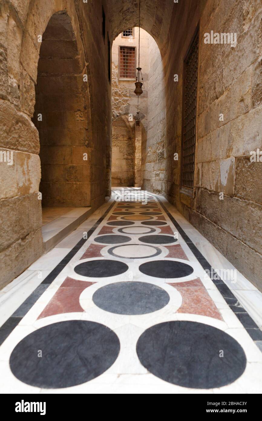 Al moez ldin allah al fatmi street, hi-res stock photography and images ...