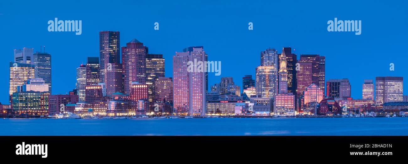Boston harbor city skyline hi-res stock photography and images - Alamy