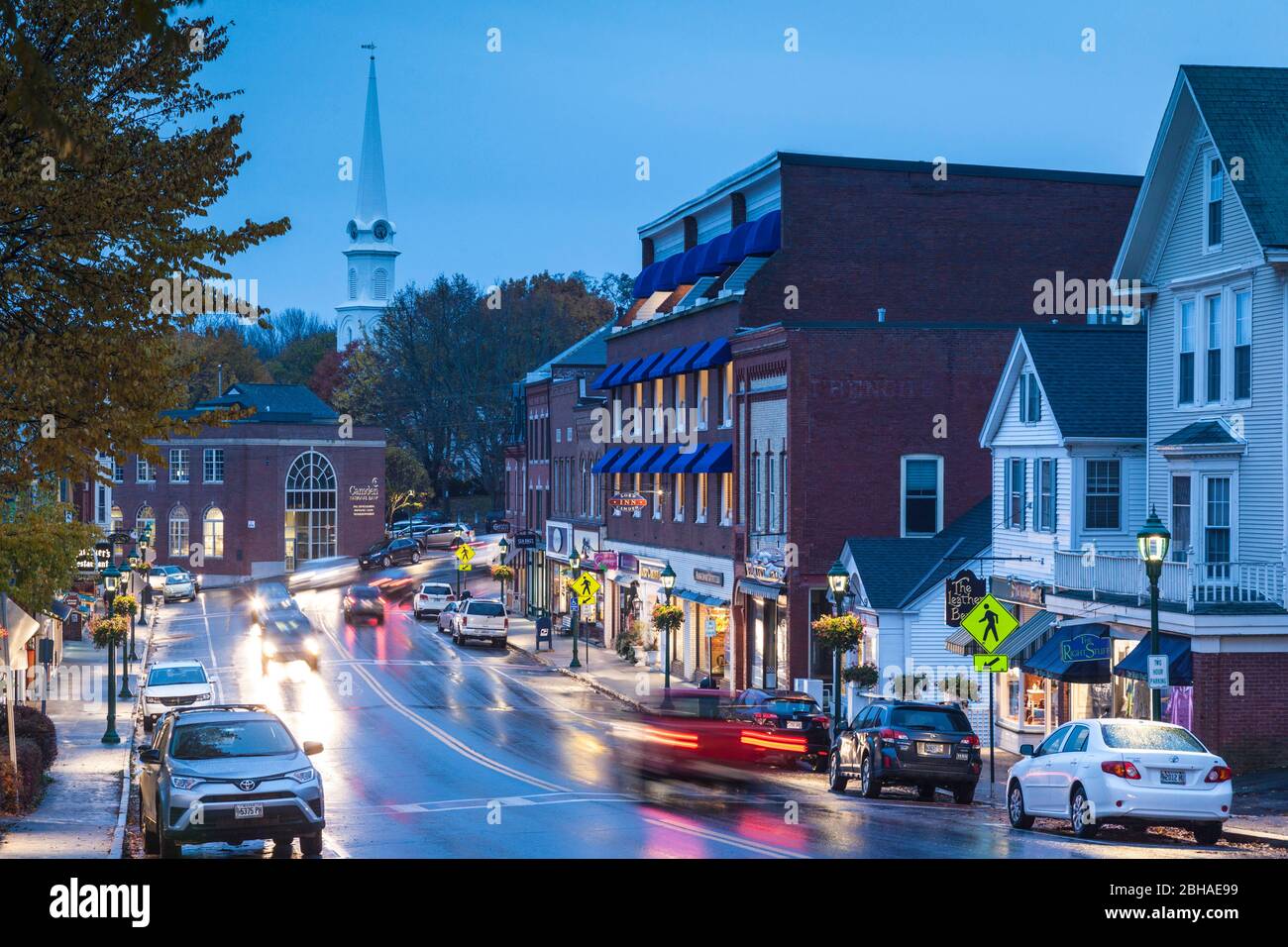 Downtown camden maine new england hi-res stock photography and images ...