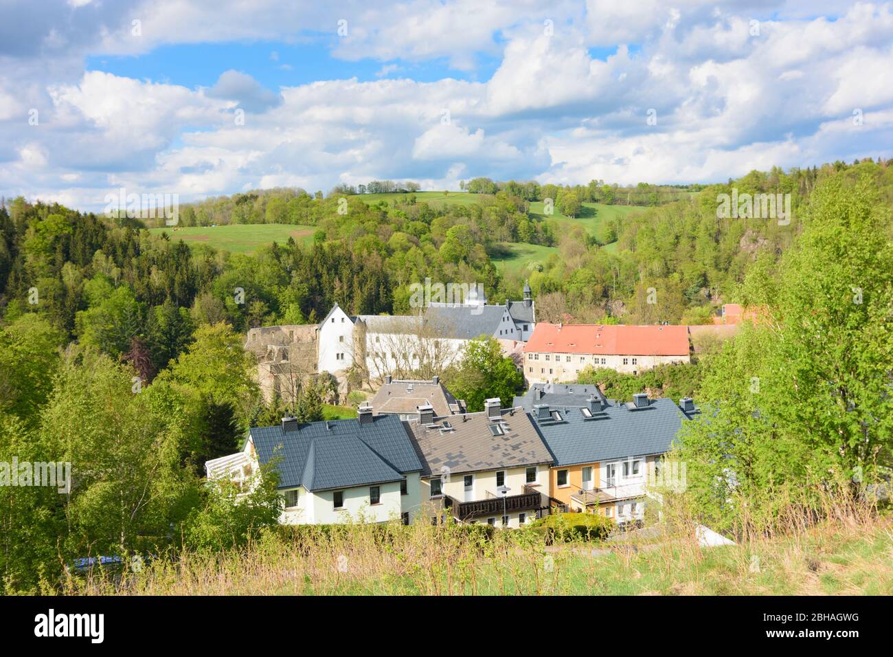 View to district lauenstein and lauenstein castle in erzgebirge hi-res ...