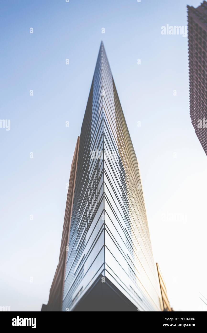 Atrium Tower, das ehemalige Debis-Haus, eines der Hochhäuser in Berlin ...