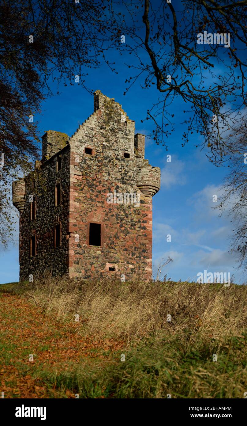 Greenknowe Tower, Gordon, Scottish Borders, Scotland Stock Photo - Alamy