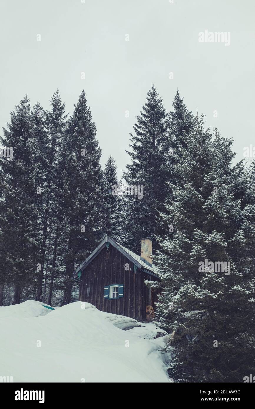 Snowy hut in the Alps Stock Photo - Alamy
