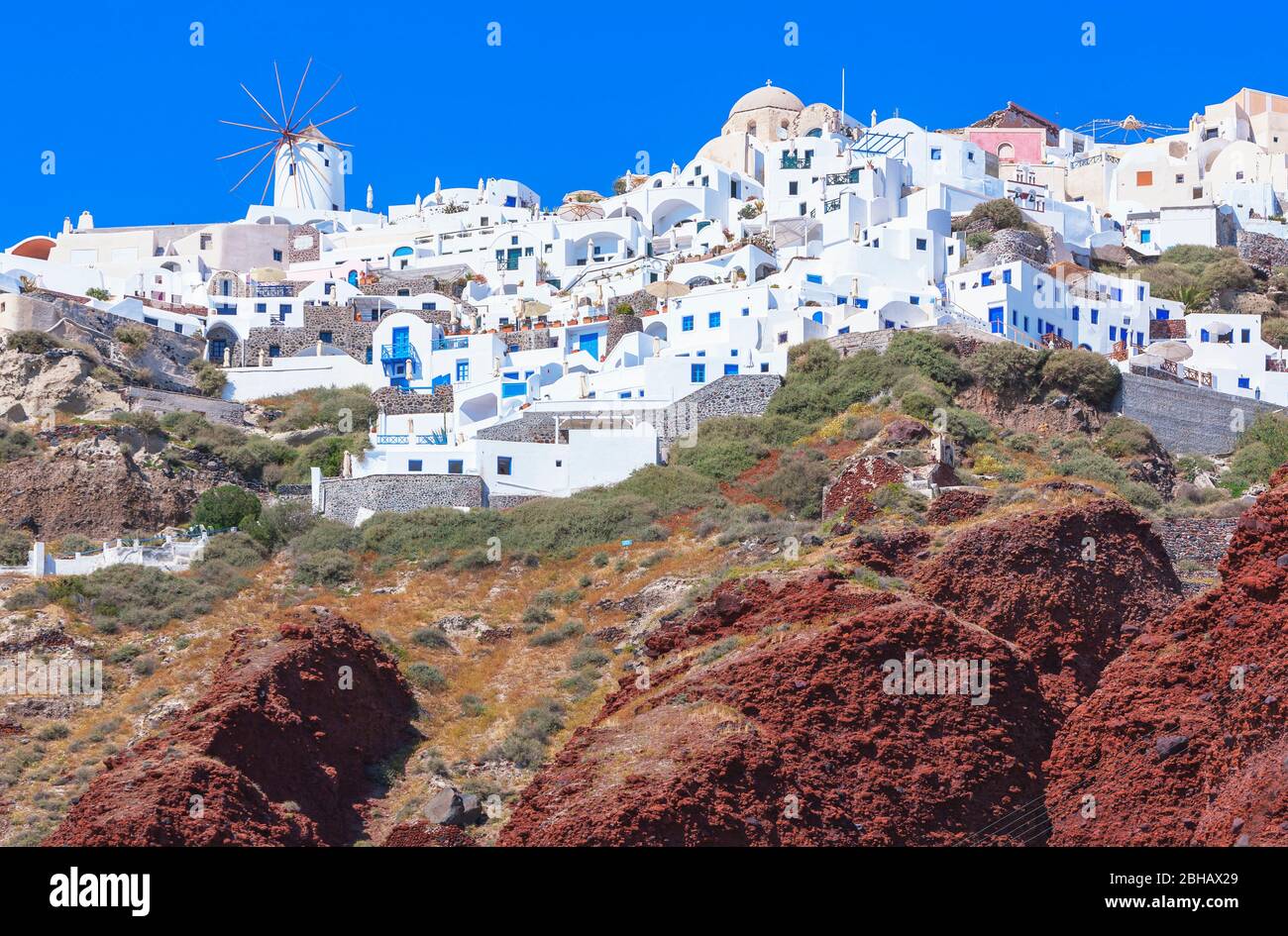 View of oia village at santorini hi-res stock photography and images ...