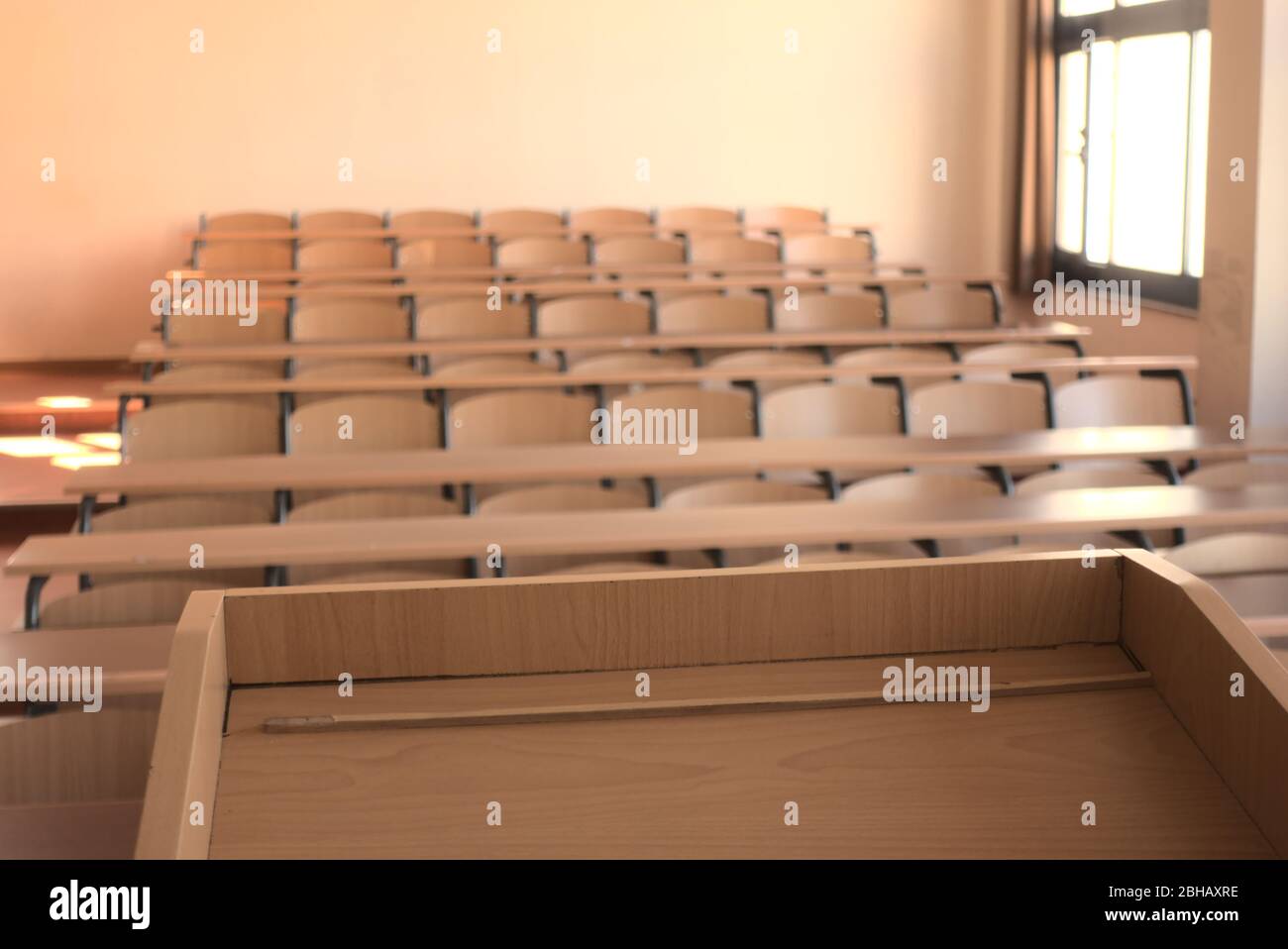 School classroom empty classroom hi-res stock photography and images ...