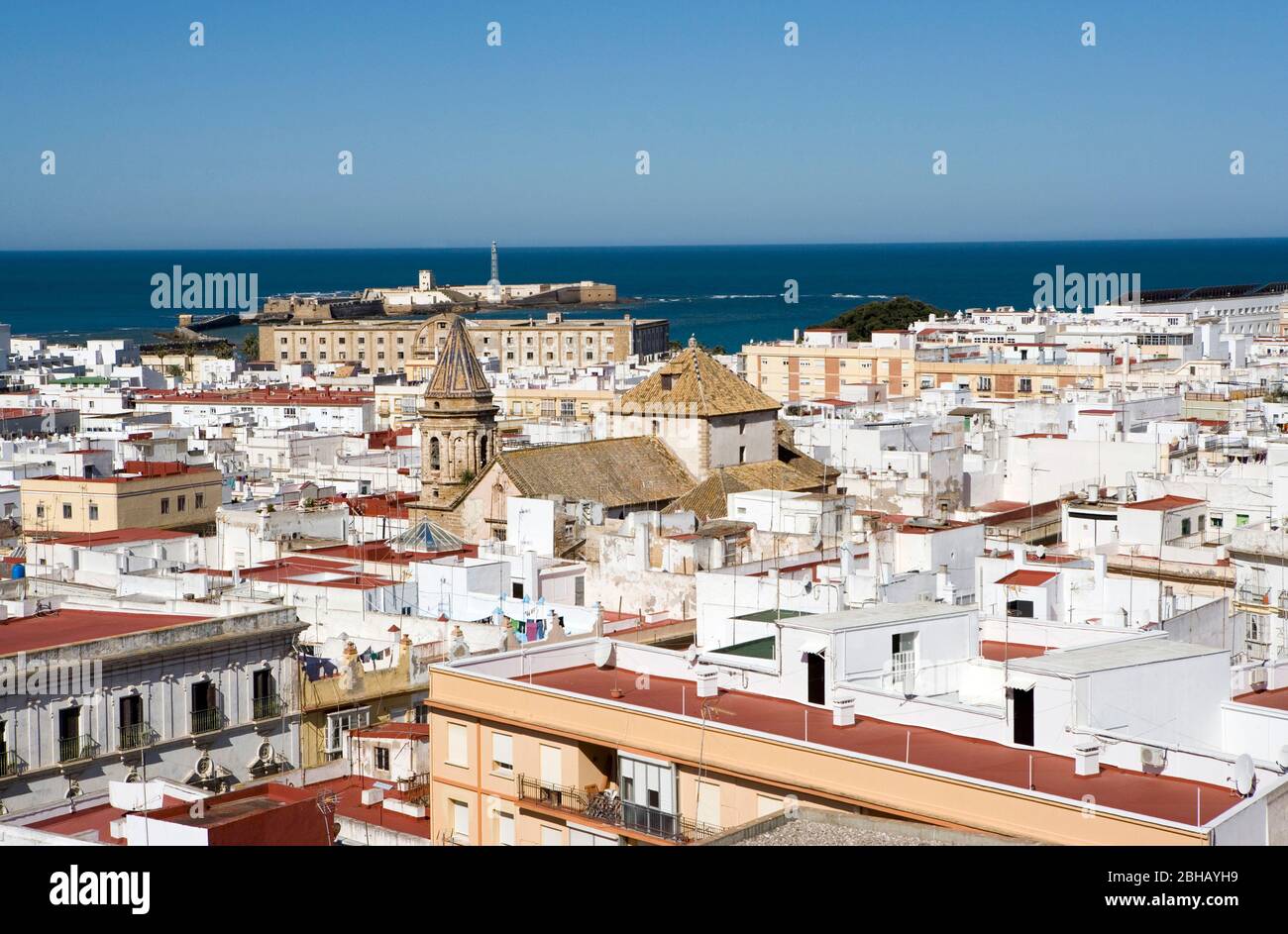 Cadiz university building hi-res stock photography and images - Alamy
