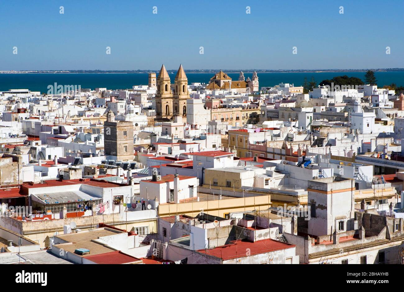 Cadiz university building hi-res stock photography and images - Alamy