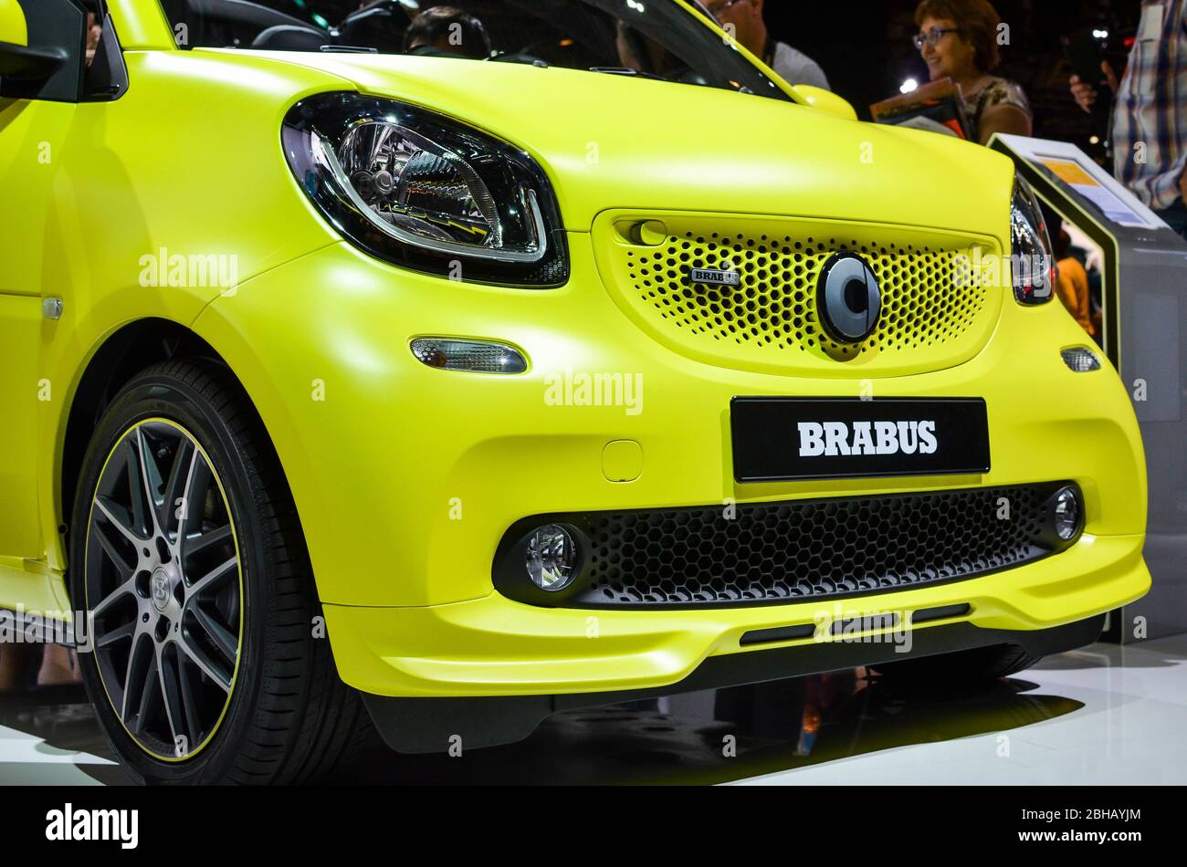 Smart cabrio hi-res stock photography and images - Alamy