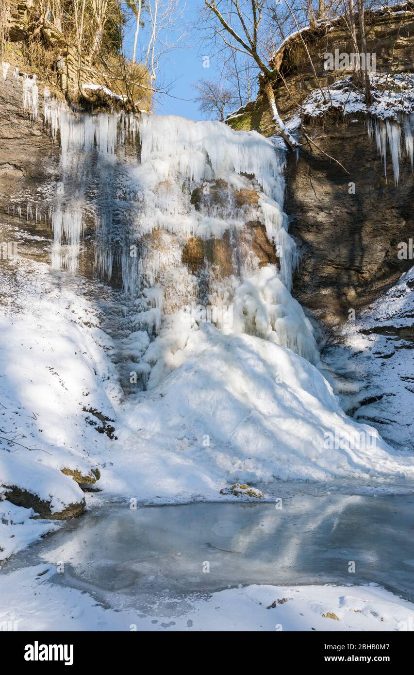 Ice at the zillhausener waterfall hi-res stock photography and images ...