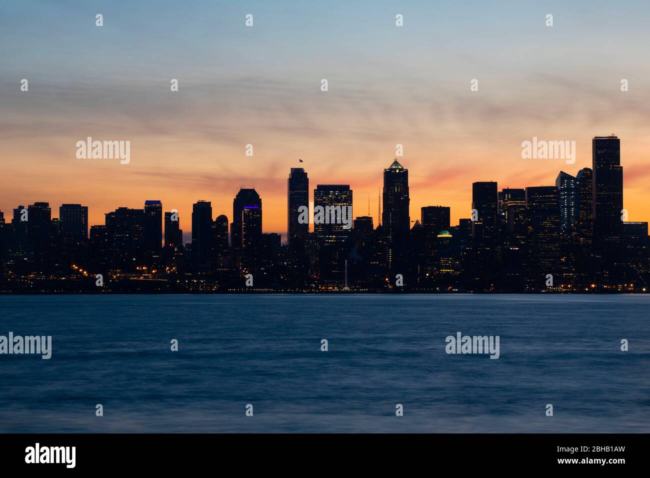 Evening skyline, Seattle, Washington, USA Stock Photo - Alamy
