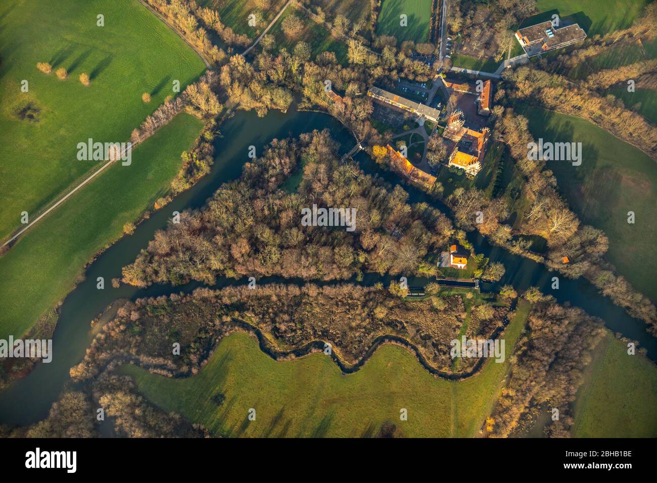 Triangular island at heessen castle hi-res stock photography and images ...