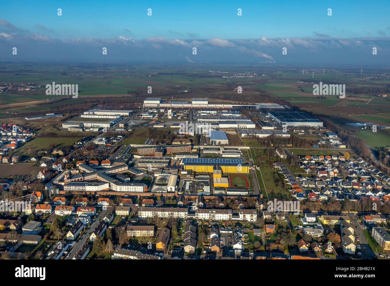 Aerial view prison hi-res stock photography and images - Alamy