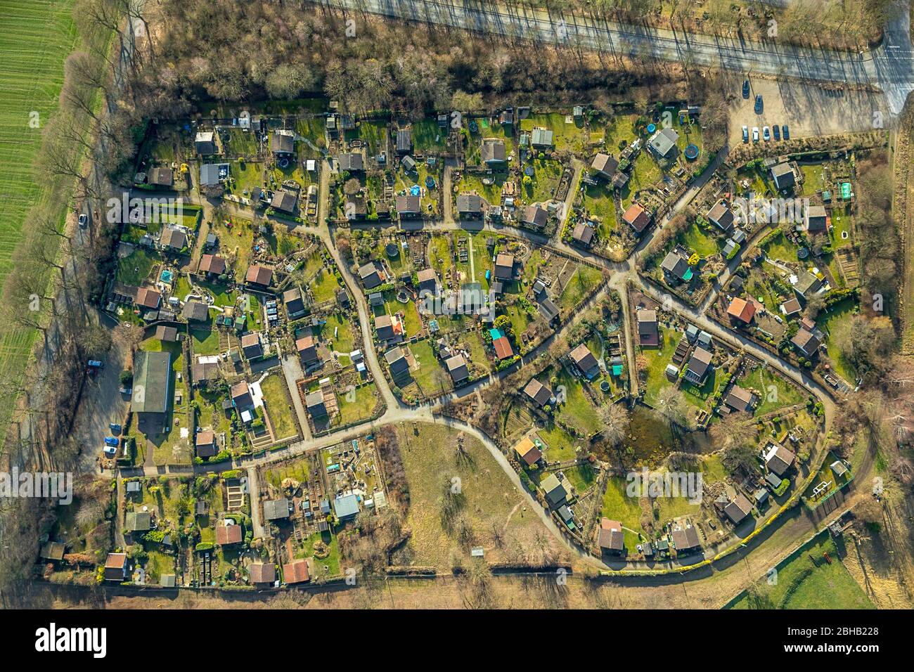 Allotment garden houses hi-res stock photography and images - Alamy