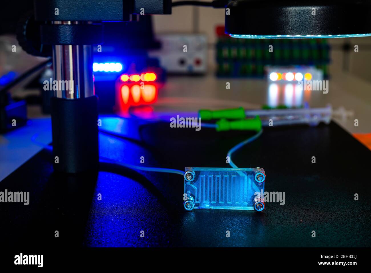 Organ-on-a-chip. This is a microfluidic device that simulates ...