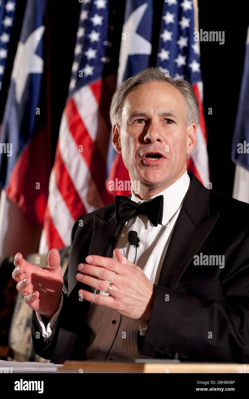 Greg abbott wearing tuxedo hi-res stock photography and images - Alamy