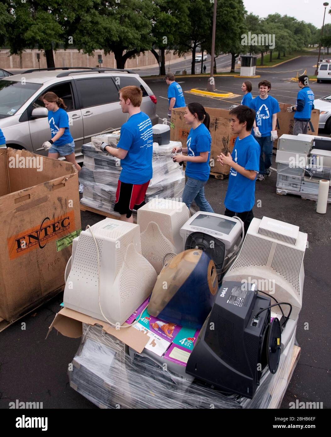 Recycle day college hi-res stock photography and images - Alamy