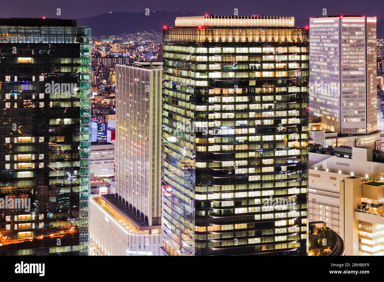 High rise living towers hi-res stock photography and images - Alamy