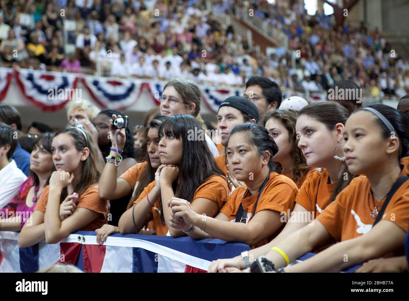 Crowded gym hi-res stock photography and images - Alamy