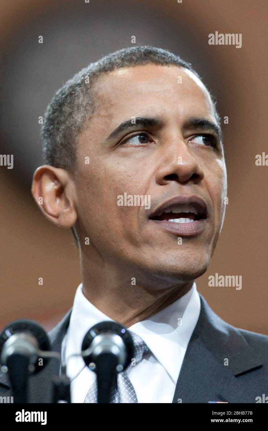 Austin Texas USA, Aug. 9 2010: U.S. Pres. Barack Obama speaks to a ...