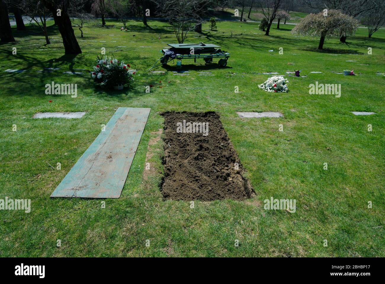 Westview Cemetery Lexington, Massachusetts, USA, 04/23/2020. New grave ...
