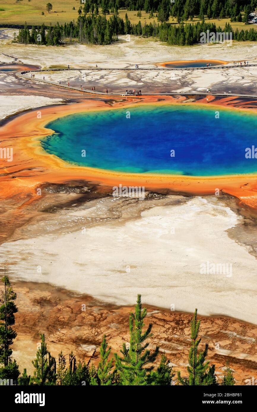 Grand prismatic spring overlook hi-res stock photography and images - Alamy