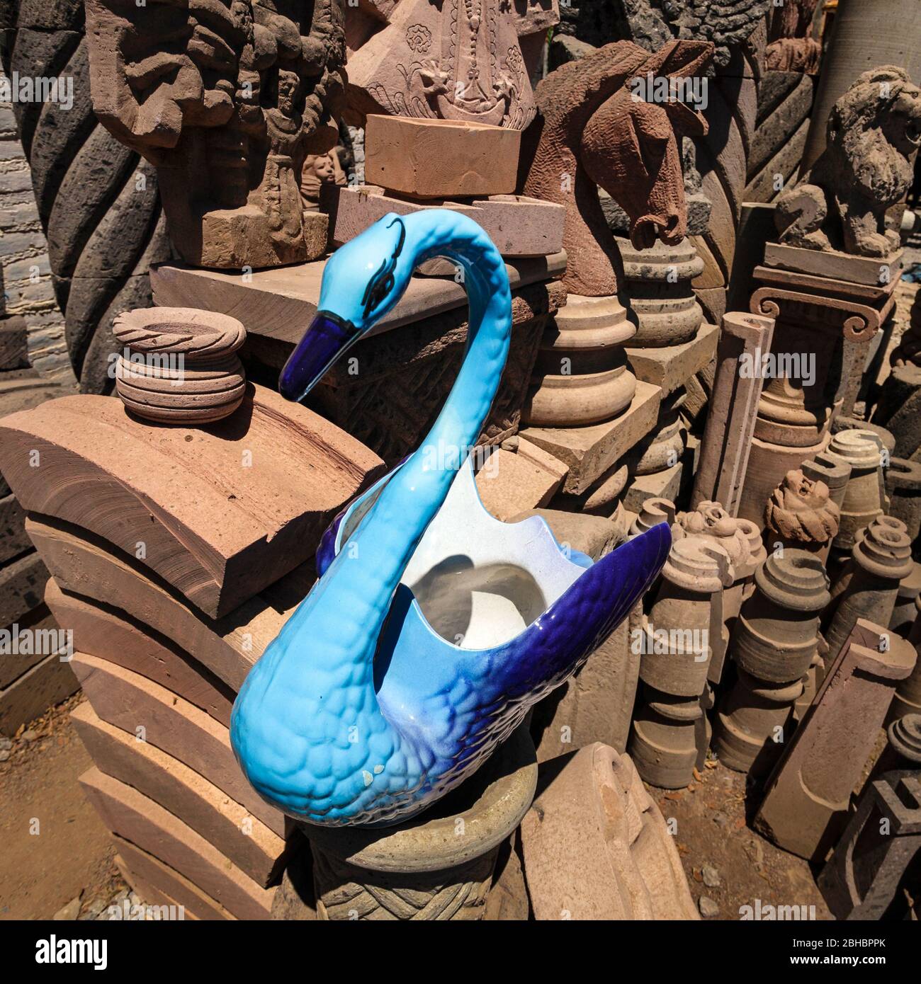Limestone sculptures hi-res stock photography and images - Alamy