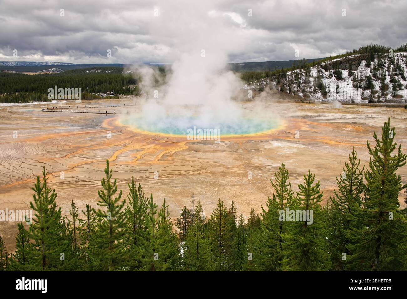 Grand prismatic spring aerial hi-res stock photography and images - Alamy