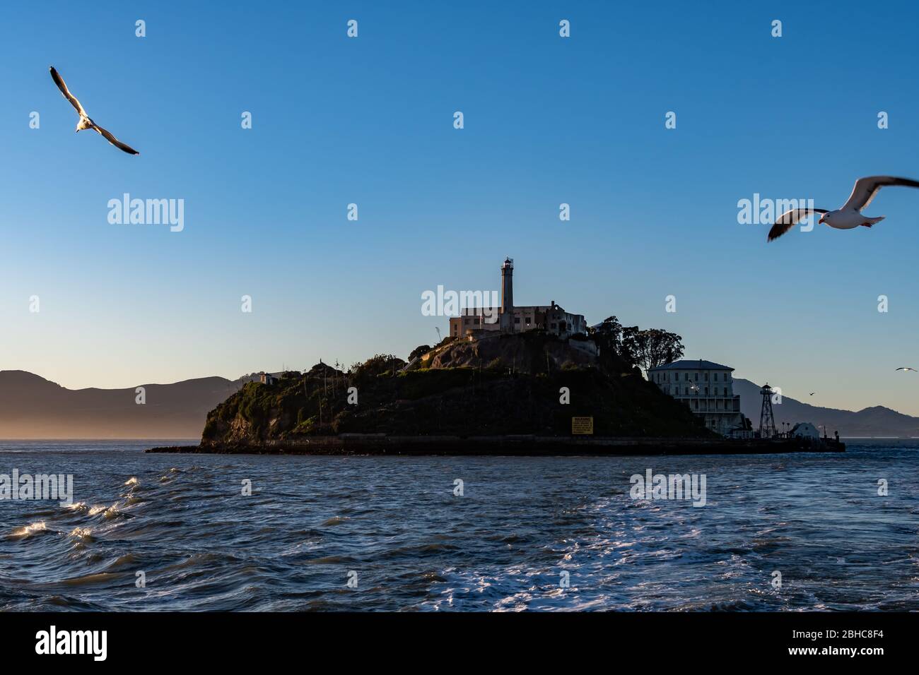 Alcatraz lighthouse night hi-res stock photography and images - Alamy