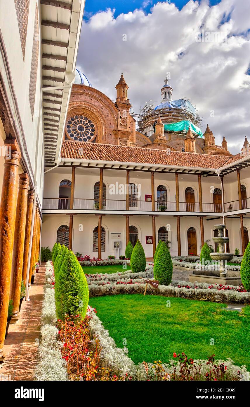 Historical landmarks of Cuenca, Ecuador Stock Photo - Alamy