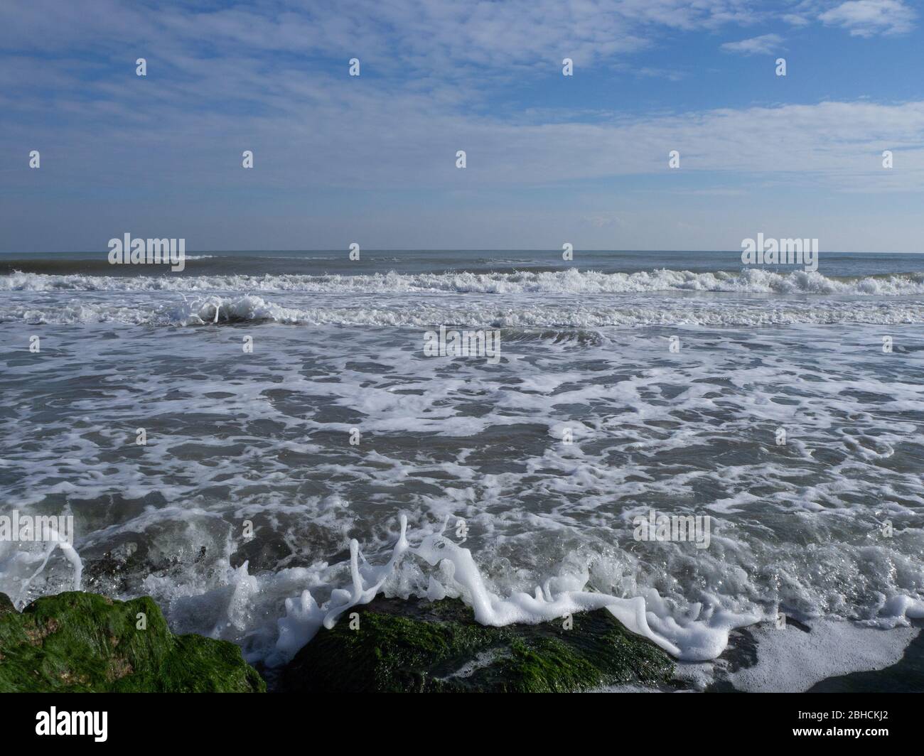 Green seascape hi-res stock photography and images - Alamy