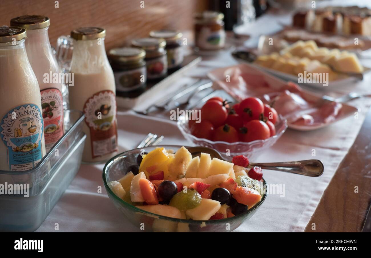 Hotel breakfast buffet hi-res stock photography and images - Alamy