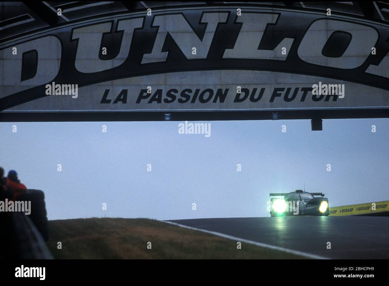 Bentley Speed 8 car number 8 at the 2001 Le Mans 24 hour race Stock ...