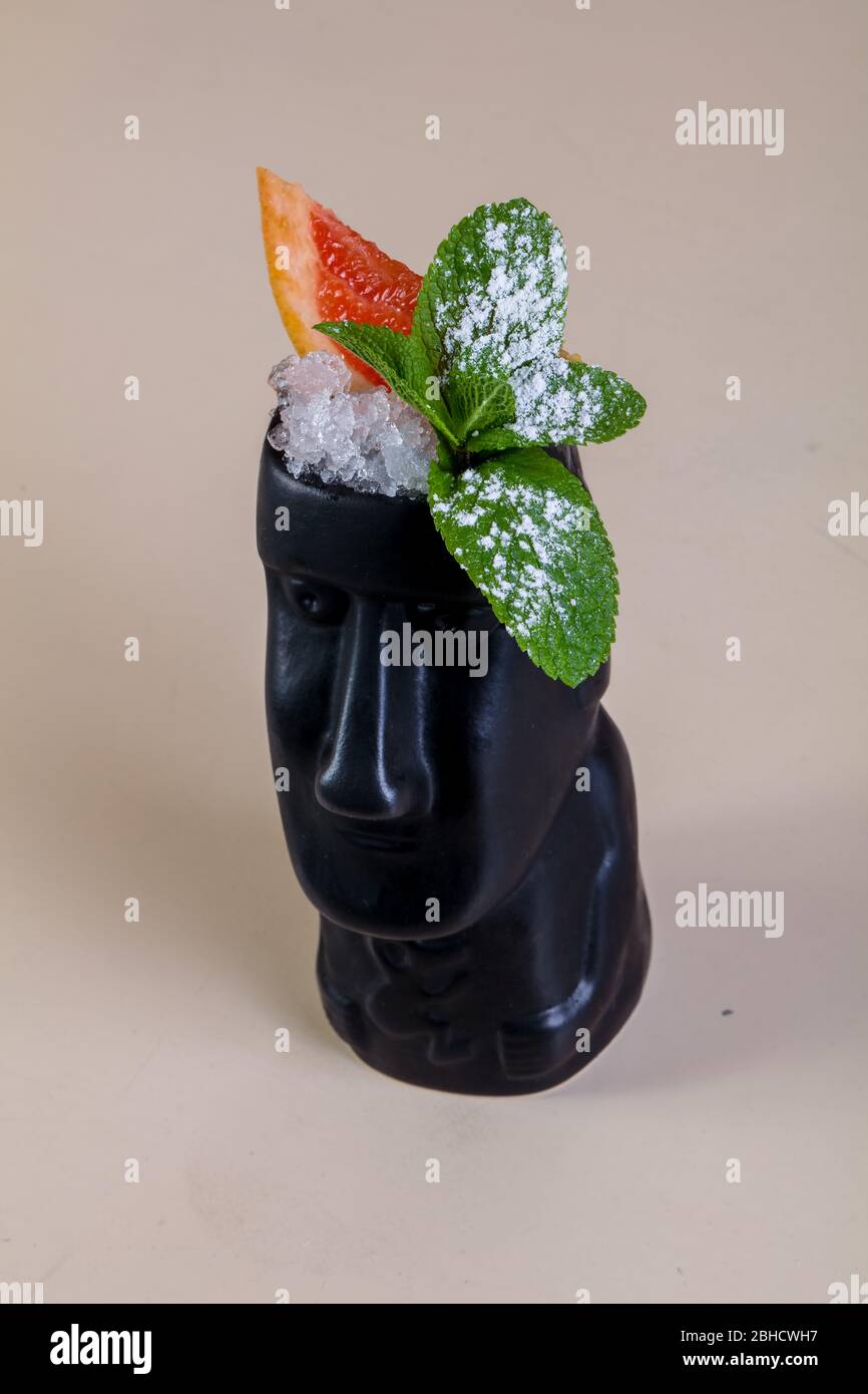 Hawaii cocktail bar drink Stock Photo - Alamy