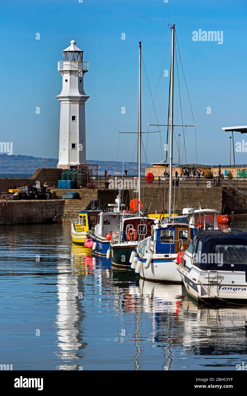Uk newhaven hi-res stock photography and images - Alamy