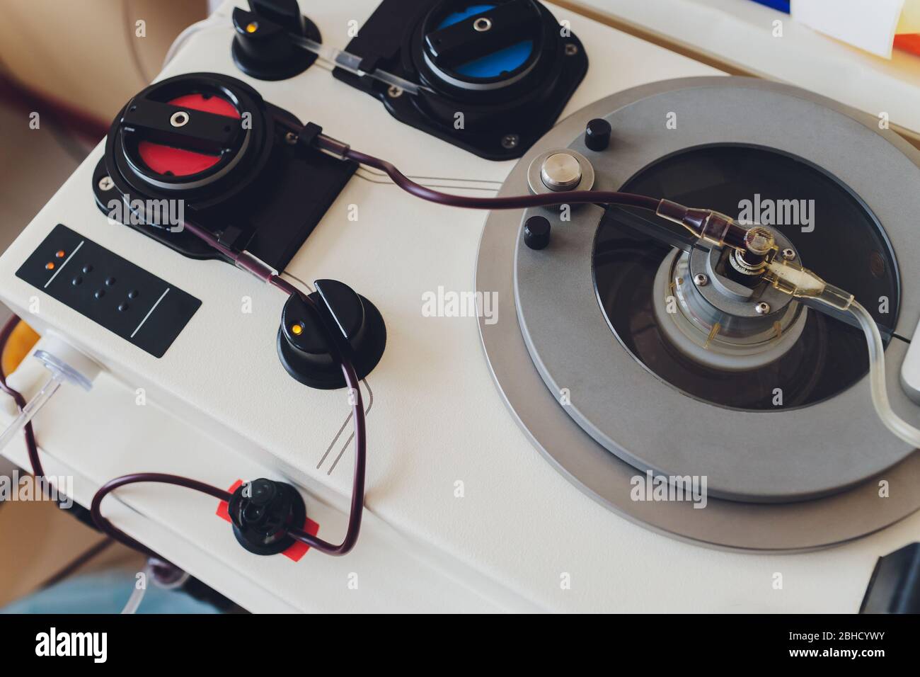 close up of blood extraction in lab Stock Photo - Alamy