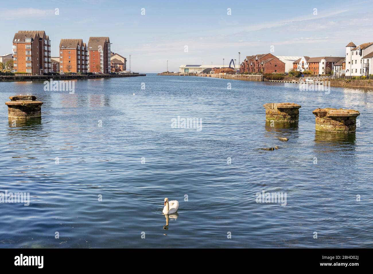 Marina working pier hi-res stock photography and images - Alamy