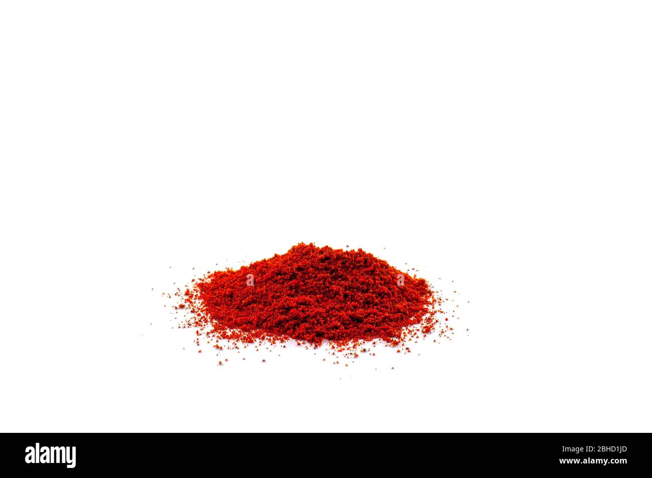 Paprika powder isolated on white background Stock Photo - Alamy