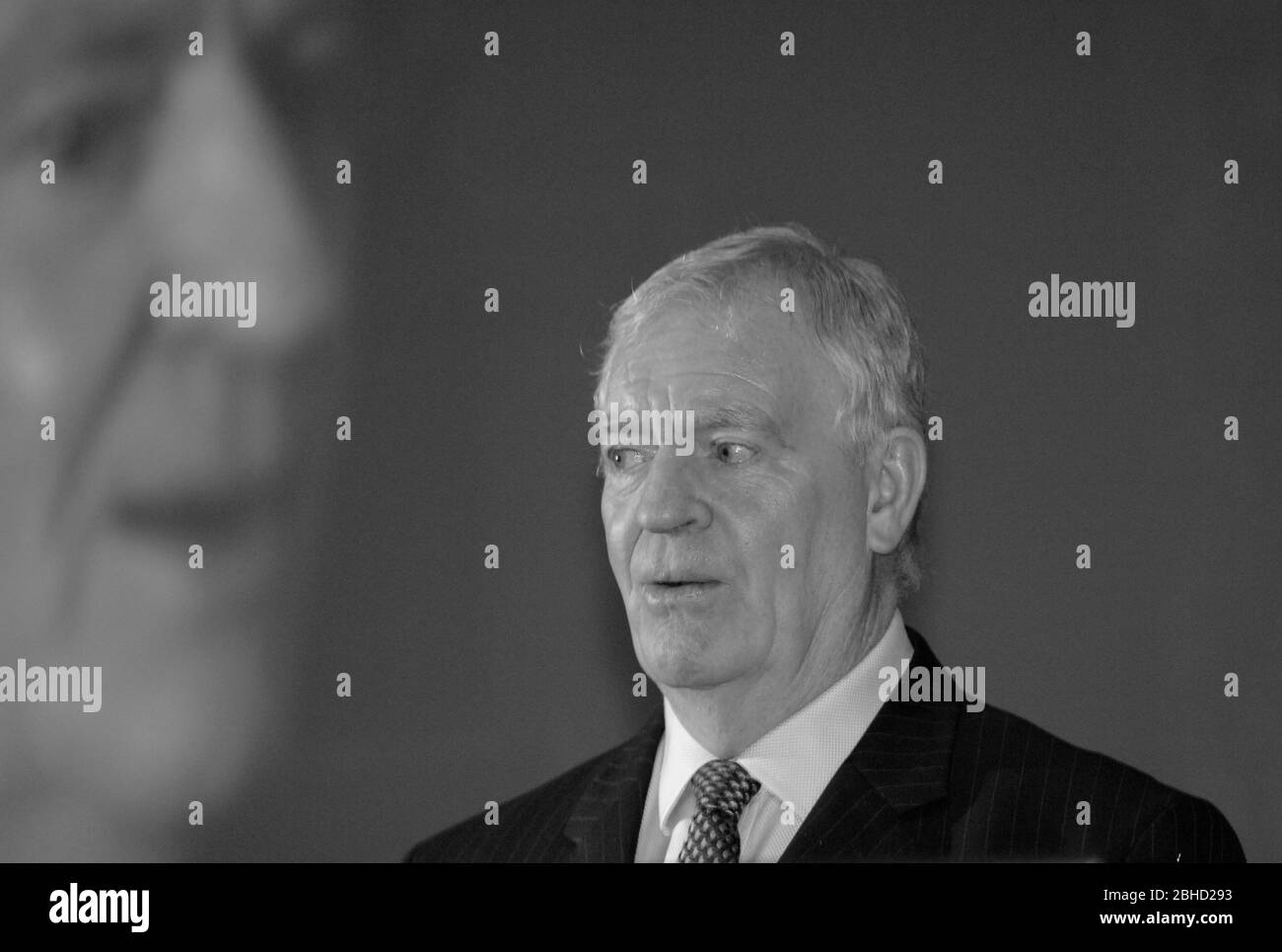 Ex football manager hi-res stock photography and images - Alamy