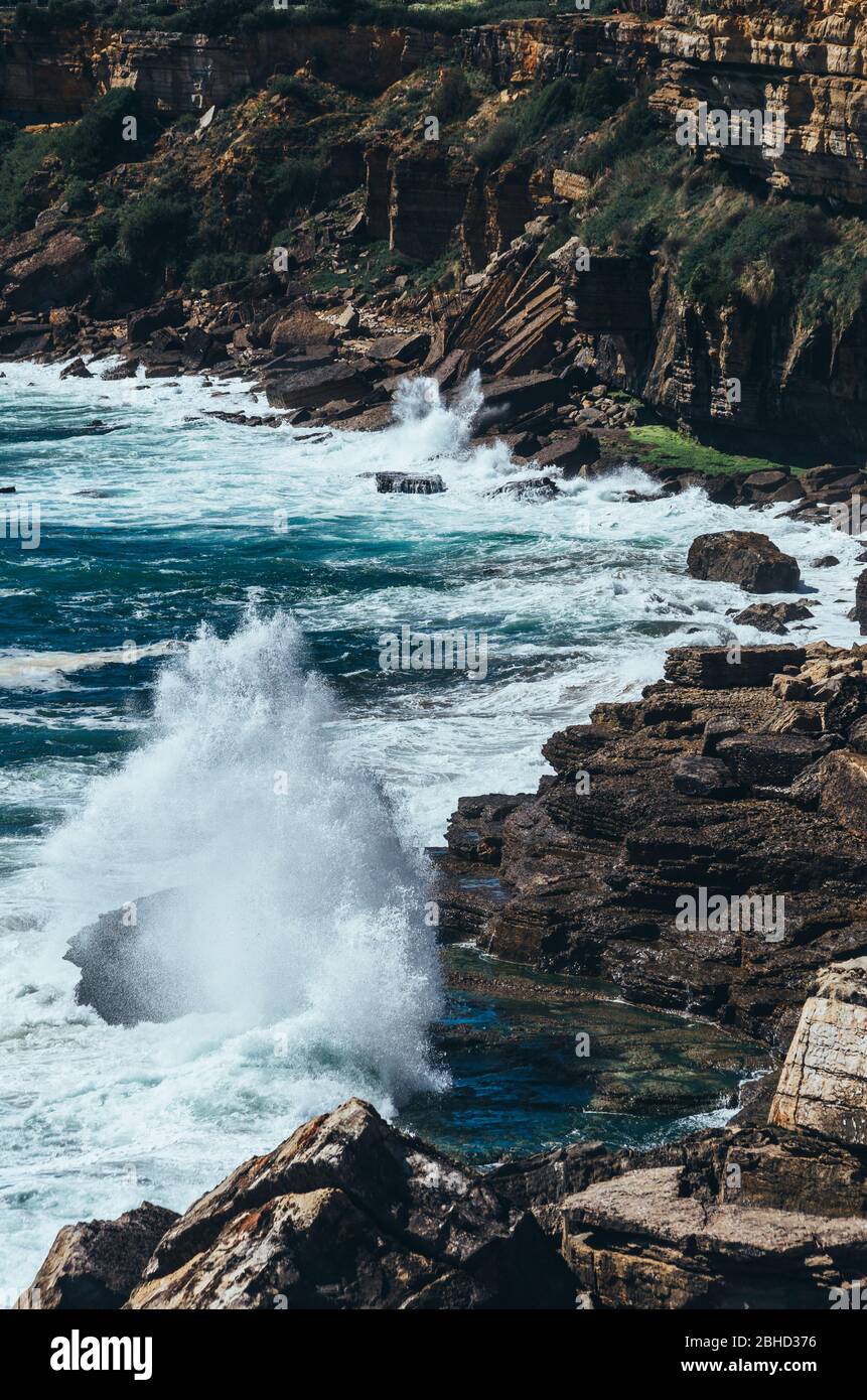 Water Crash on rocks Stock Photo - Alamy