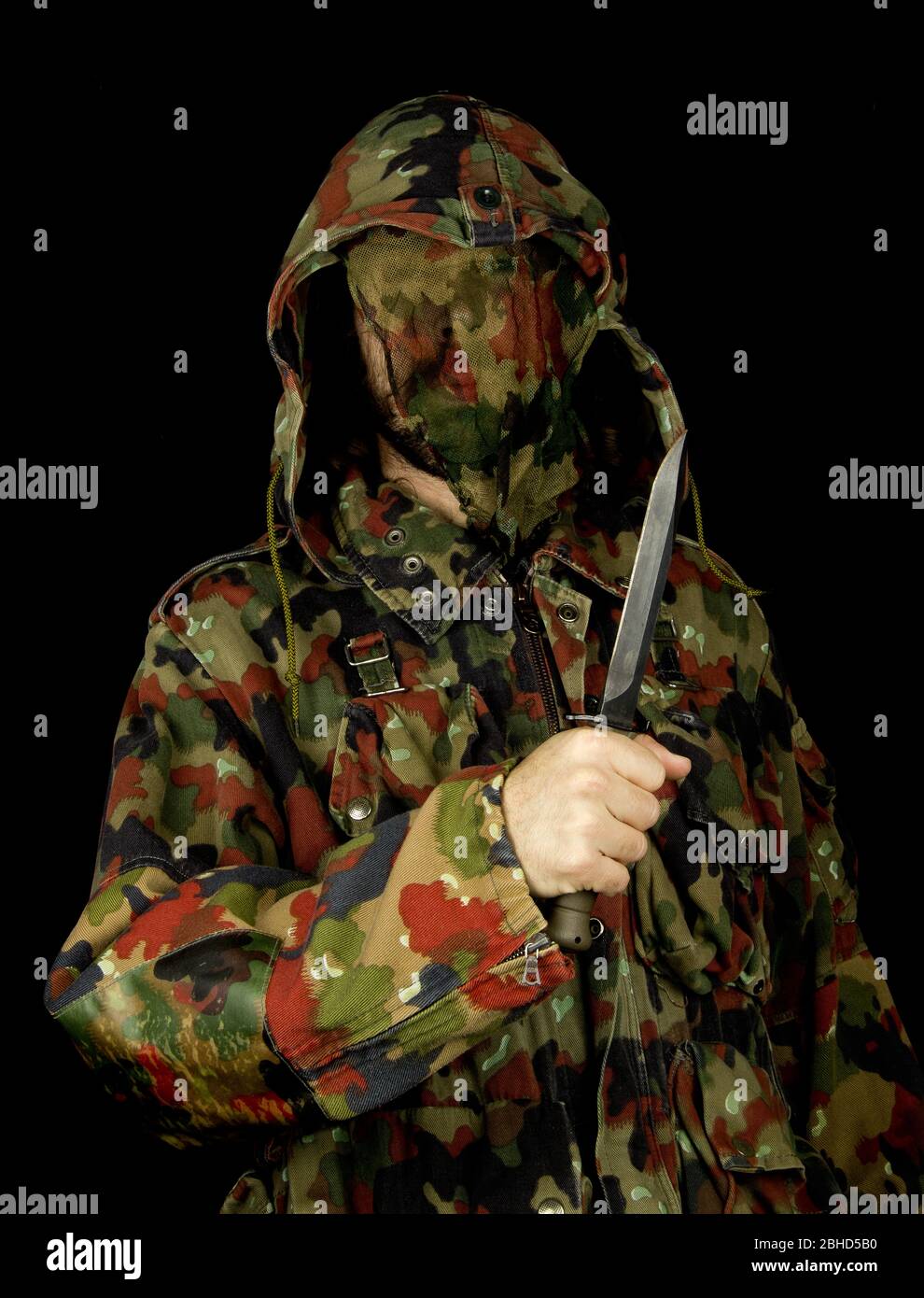 military knife faceless Stock Photo - Alamy