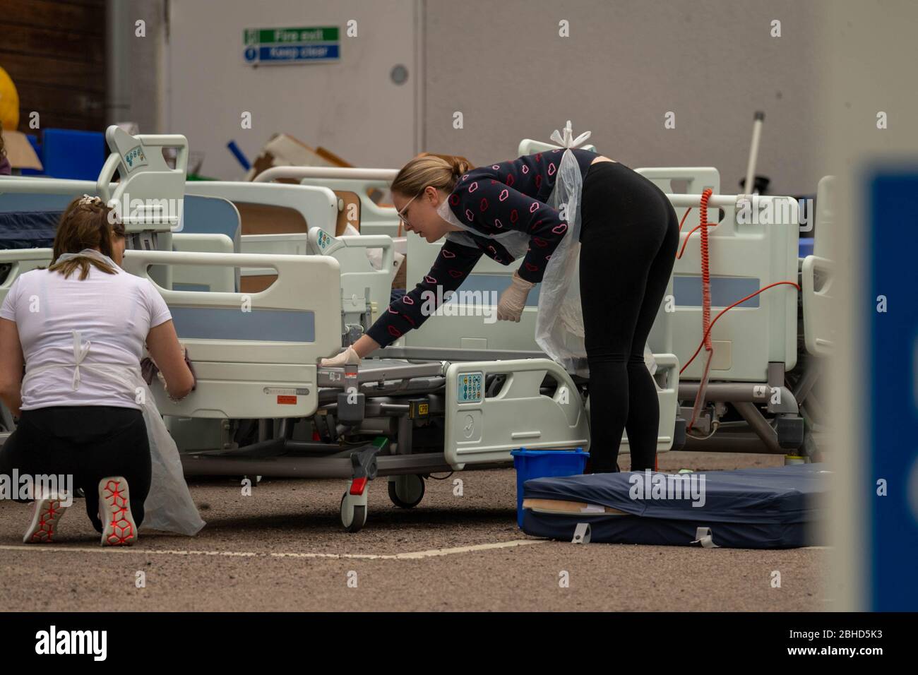 Nhs domestic staff hi-res stock photography and images - Alamy