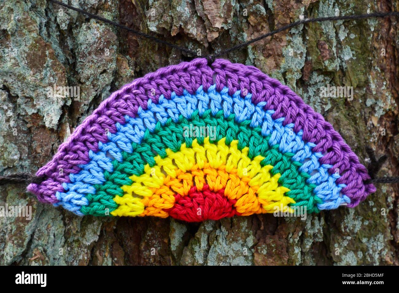 Knitted tree hi-res stock photography and images - Alamy