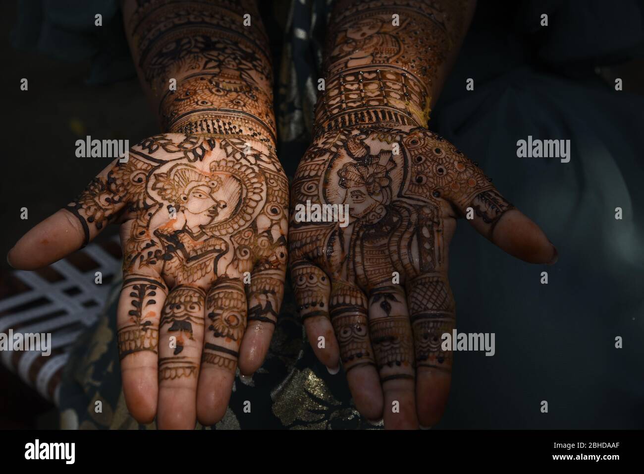 indian bridal Mehndi Stock Photo - Alamy