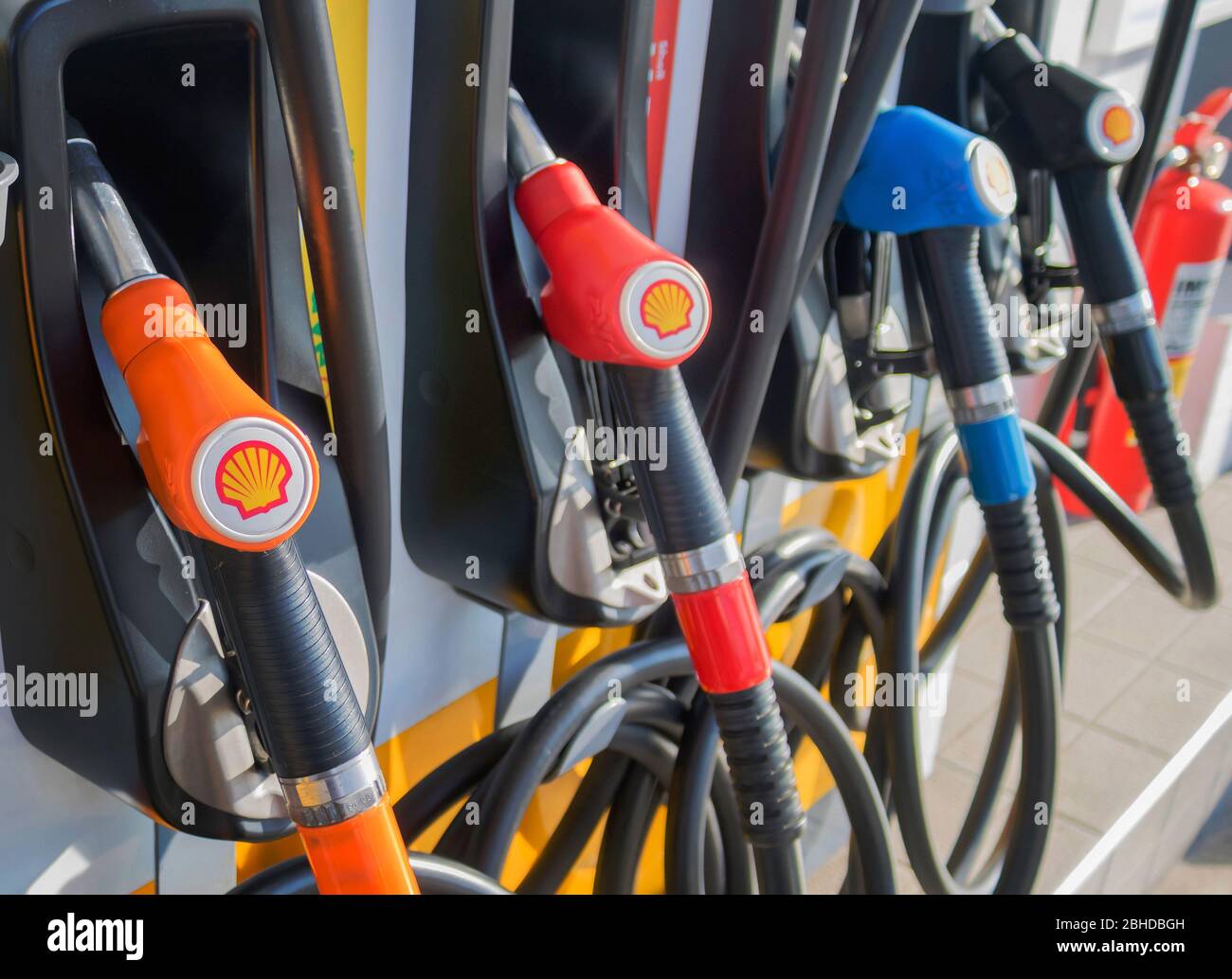Shell v power nitro diesel hi-res stock photography and images - Alamy