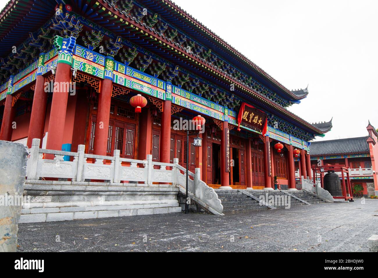 chinese temple buildings Stock Photo - Alamy