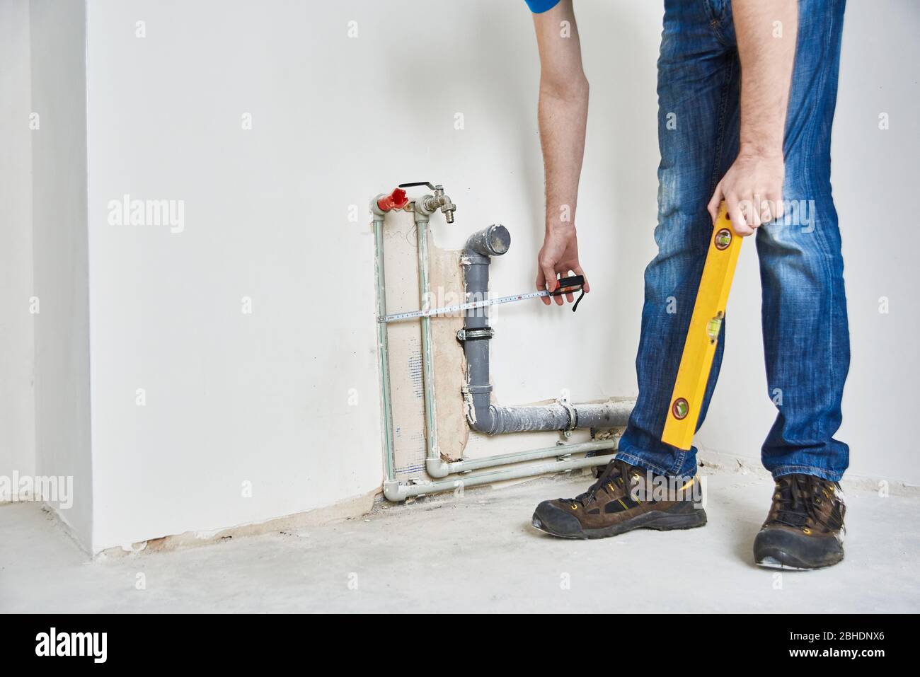 Installing heat pump home hi-res stock photography and images - Alamy